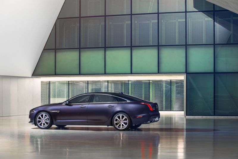 Jaguar XJ Long (X351 facelift 2015) 3.0d V6 (300 Hp) Automatic